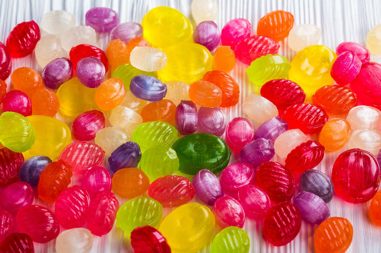 Cómo afectan los chicles y caramelos a tus dientes